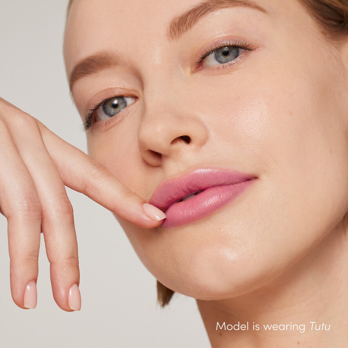 ColorLuxe Hydrating Cream Lipstick - Jane Iredale